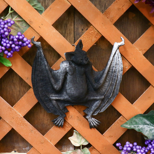 Bat Wall Plaque Animal Gargoyles Sculpture Statue - Embrace the Eerie ...