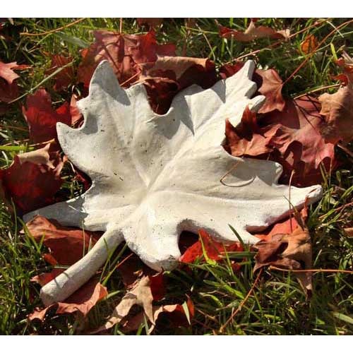 Captivating Maple Leaf: 14-Inch Display Sculpture for Nature ...